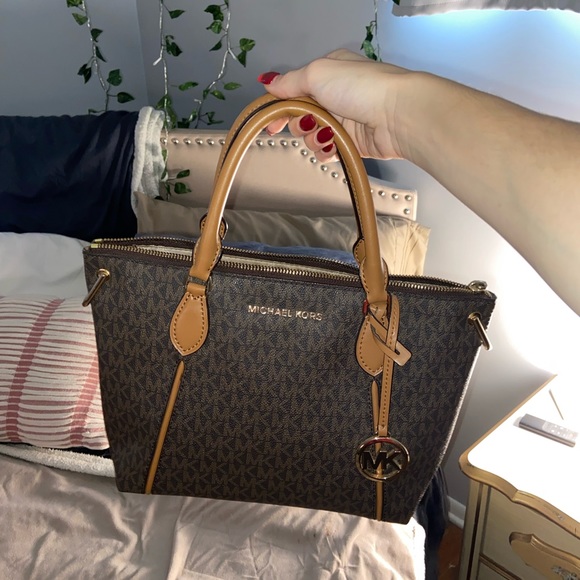 Michael Kors | Bags | Michael Kors Canvas Small Tote No Flaws | Poshmark